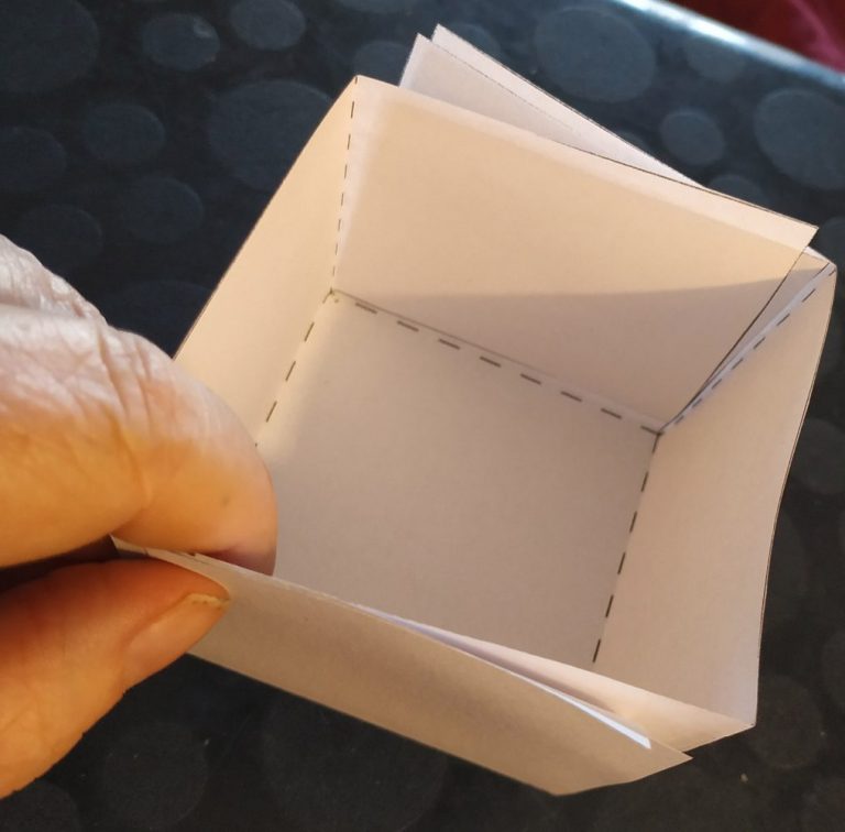 Easy Cube Paper Basket With Free Template - Make Breaks